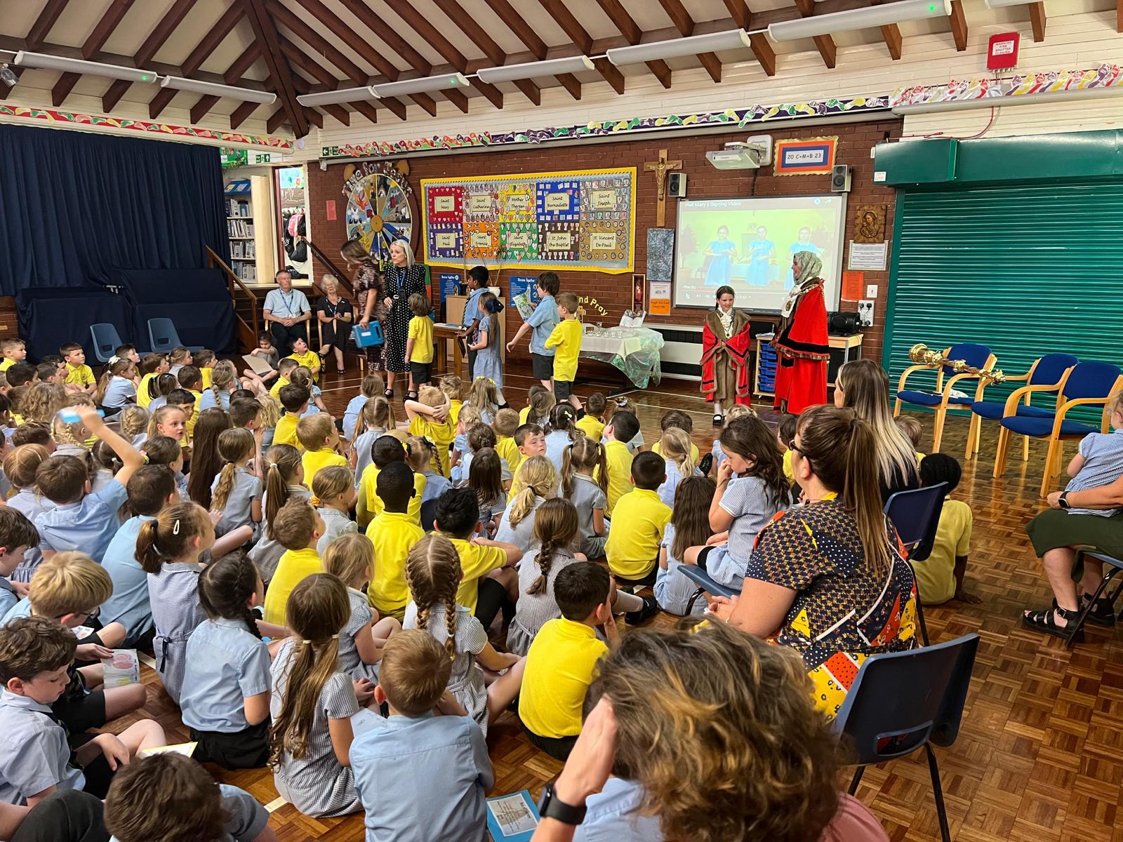 Visit from the mayor! – St Peter's Stalybridge